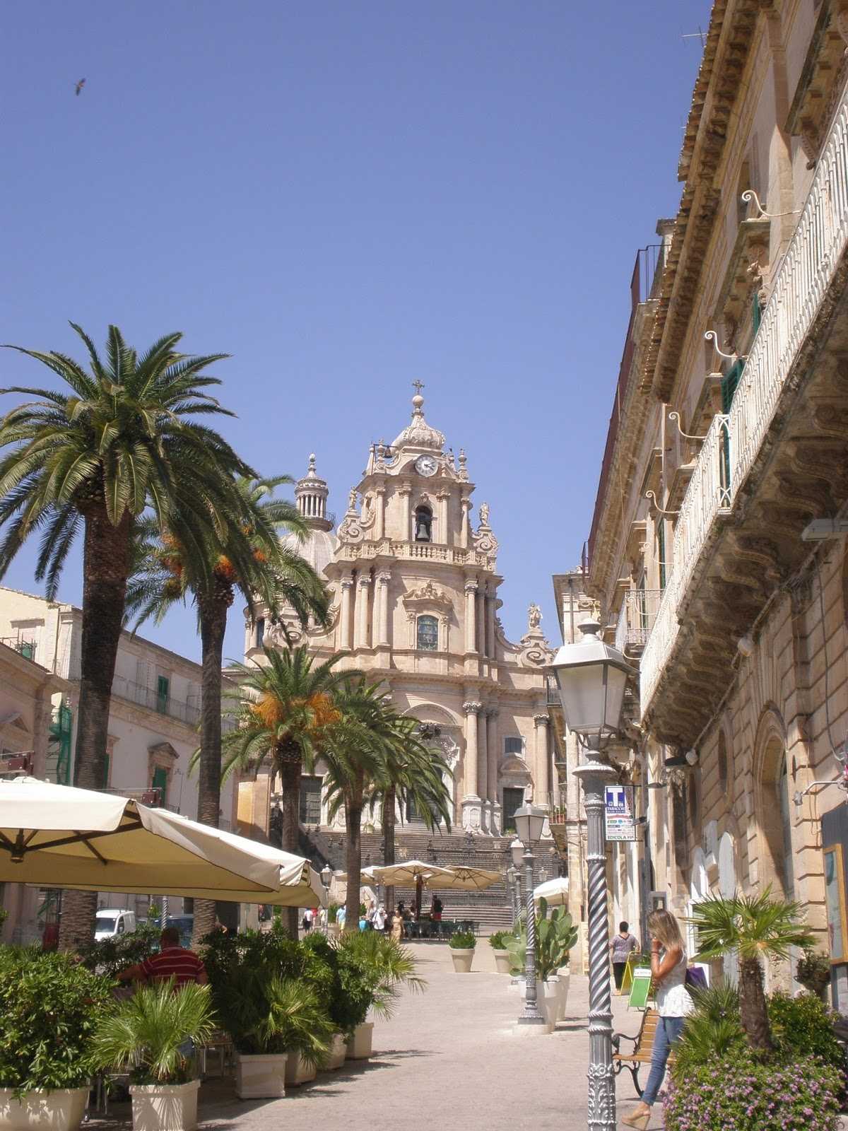 Ragusa Walking Tour with Private licensed local Guide - Tour of Sicily